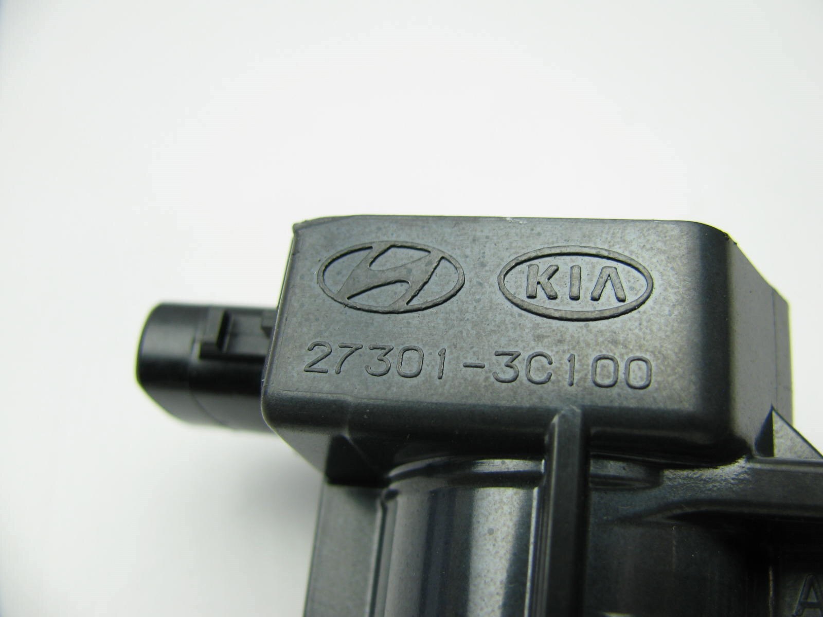 NEW - OUT OF BOX - OEM Ignition Coil # 27301-3C100 | eBay