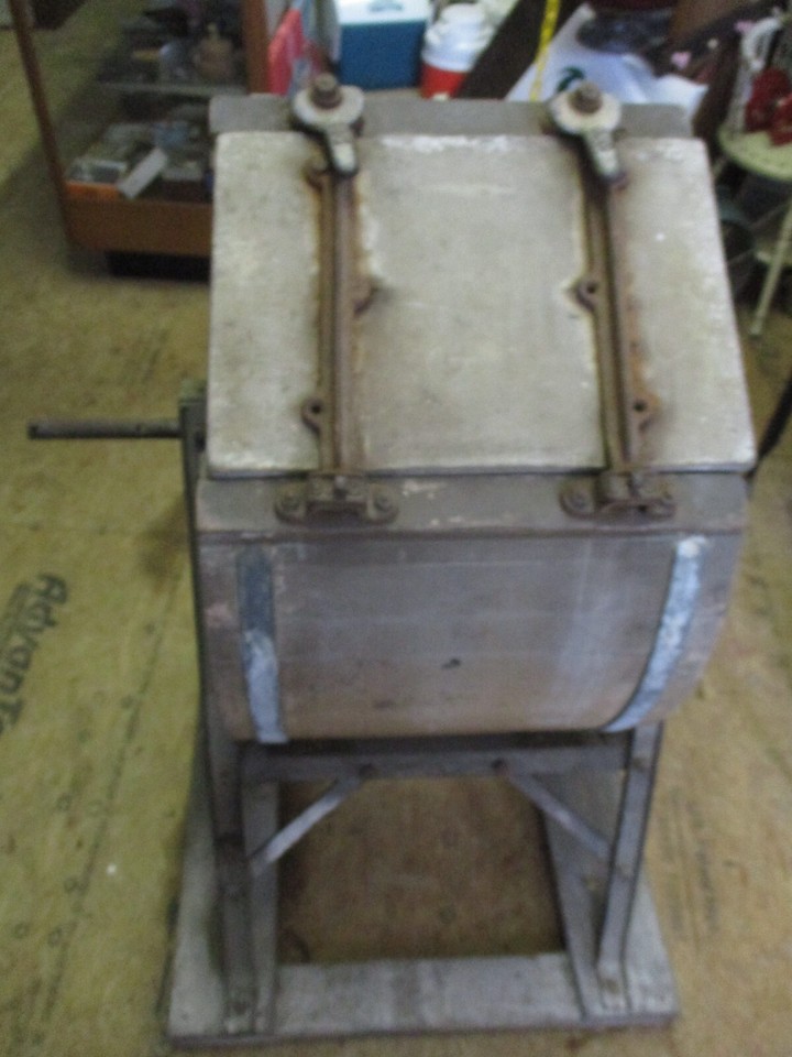 Antique Wood Washing Machine Wringer Primitive Pulley Drive Circa 1800 ...