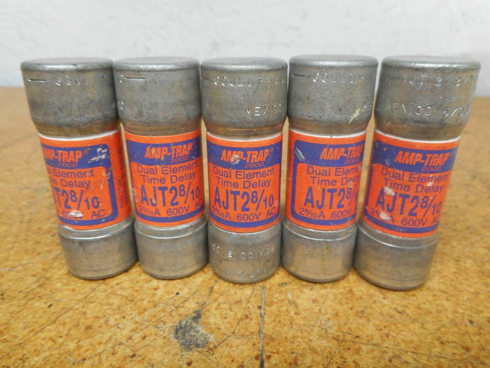 Amp-Trap AJT2-8/10 Dual Element Time Delay Fuses 2-8/10A 600VAC Used ...