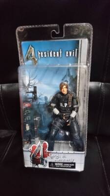 Resident Evil 4 Leon S Kennedy R.P.D. Uniform Action Figure NECA ...