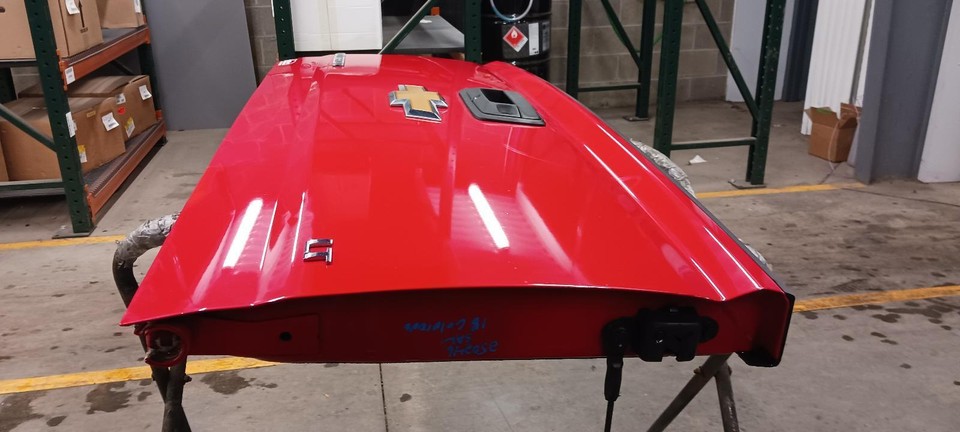 '15-'20 CHEVROLET COLORADO tailgate Lid Gate w/o assist OEM Grade A | eBay