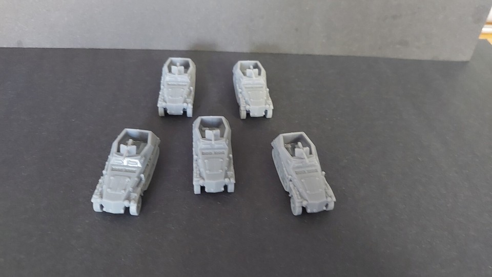 Flames of War German Sdkfz 250 half track Platoon lot X5 resin 1/100th ...