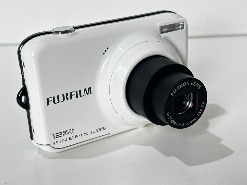Fujifilm Digital Camera FinePix L55 - 12.0MP Digital - working "please ...