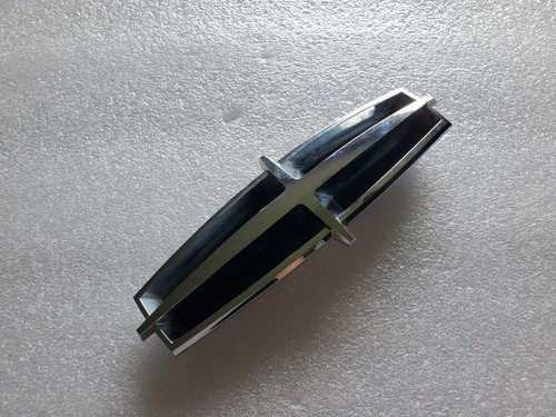 AH63 8B262 A Lincoln ~8 inch OEM Chrome Trim Emblem Logo 2L8 | eBay