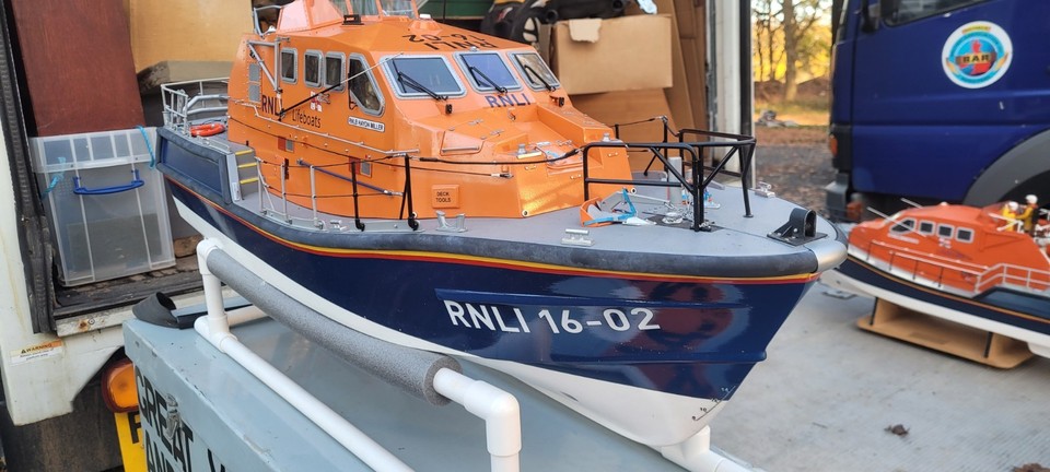 RNLI Tamar Lifeboat Model RC | eBay UK