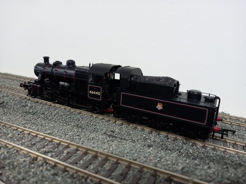 Bachmann OO Gauge Steam Locomotive 32-826 Ivatt Class 2MT 46440 BR ...