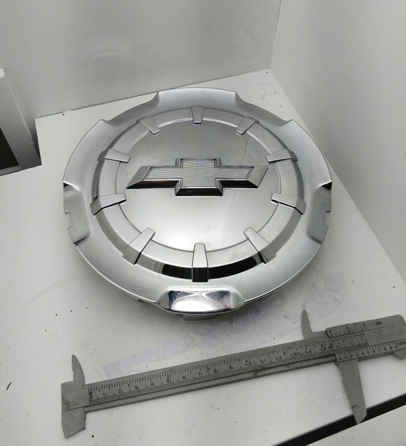 14-15 Chevrolet Tahoe Silverado Suburban Chrome OEM Center Cap P/N ...