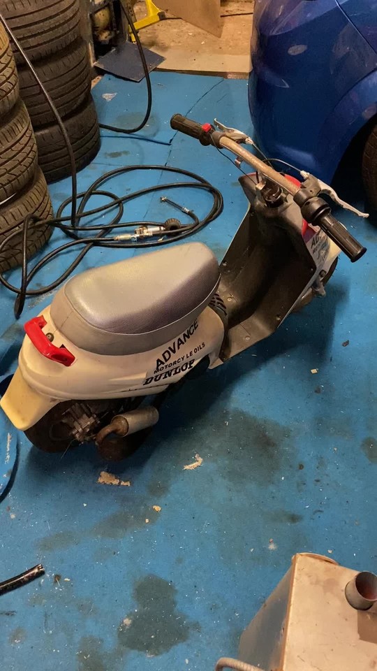Pocket Scooter Mini Zip Mini Moto Moped | eBay UK