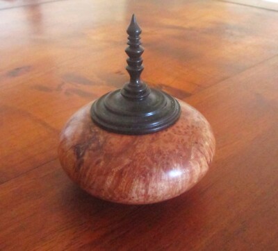 RARE! MINATURE COVERED BOX, BY ARTISAN BILL HELMER, BH HANDCRAFTED, 3 1 ...