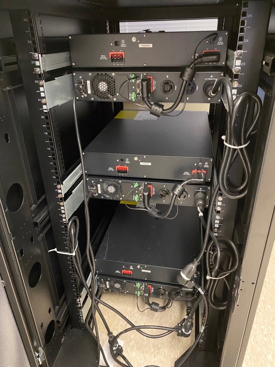 Eaton Rack w/ three 9PX 3000 and three 9PX (EBM) 220 V | eBay