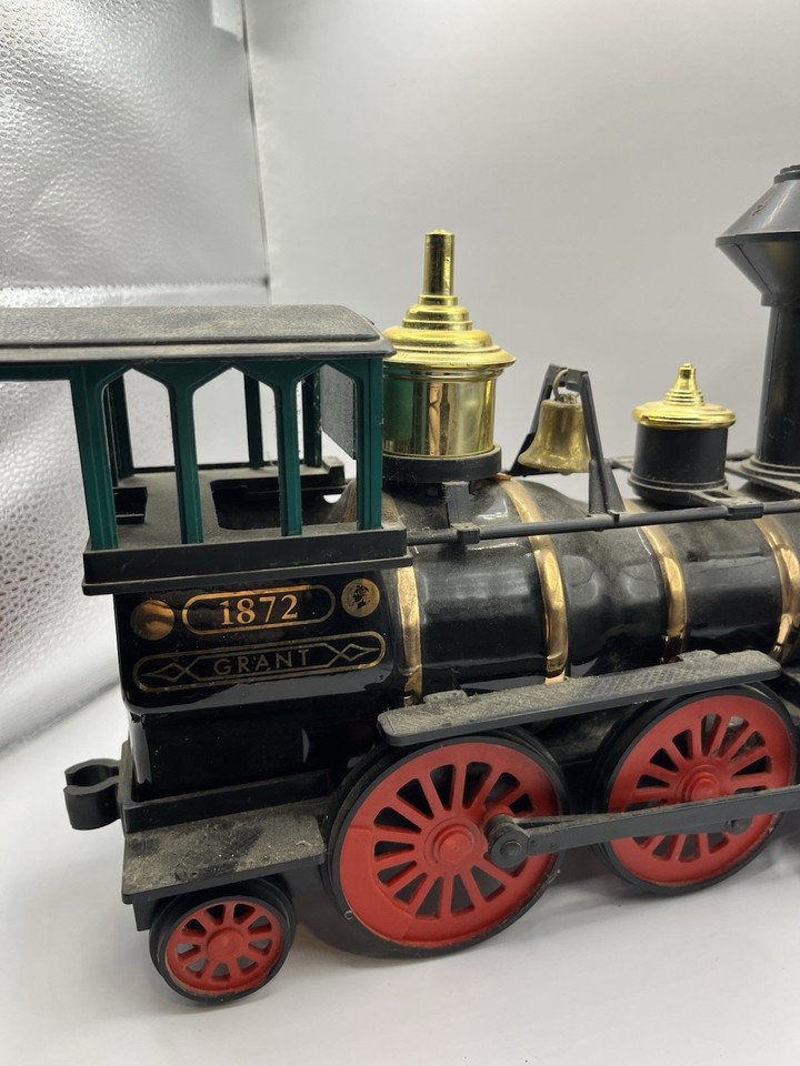 Vintage Jim Beam Train Locomotive Decanters Set Engine Passenger ...