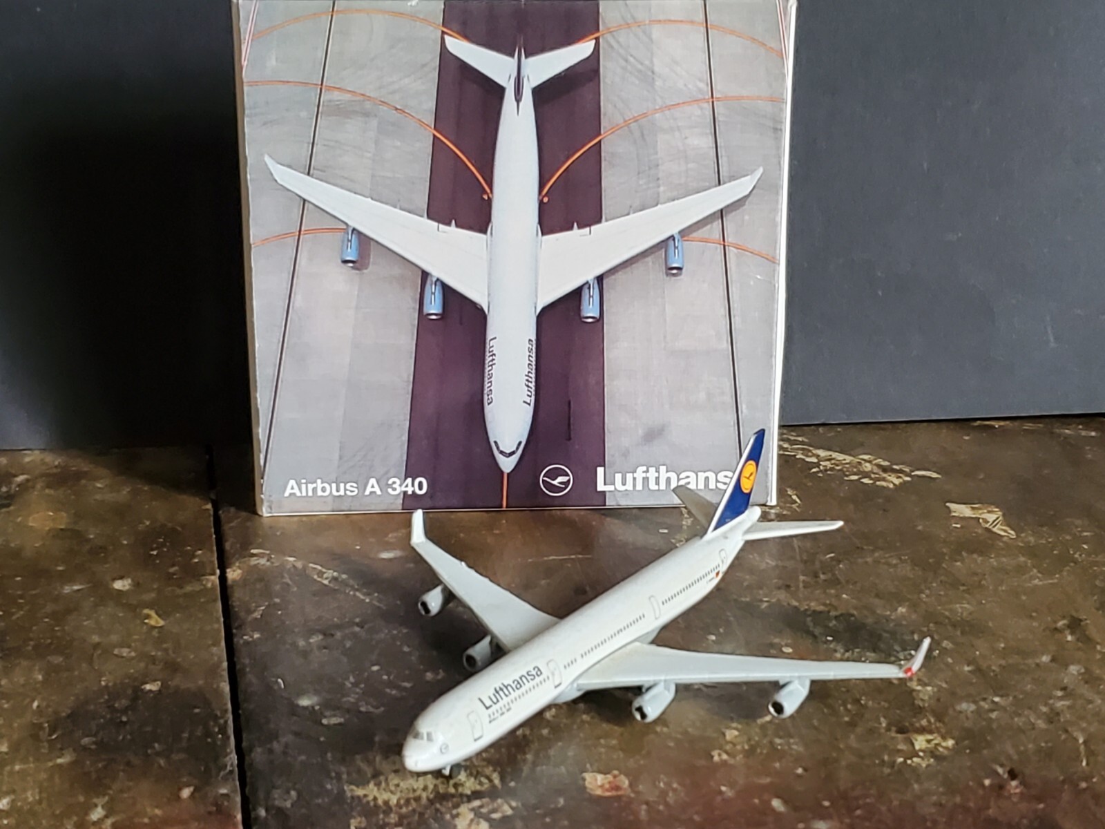 Schabak Lufthansa Airbus A 340 Plane 1:600 Scale Diecast Model Airplane ...