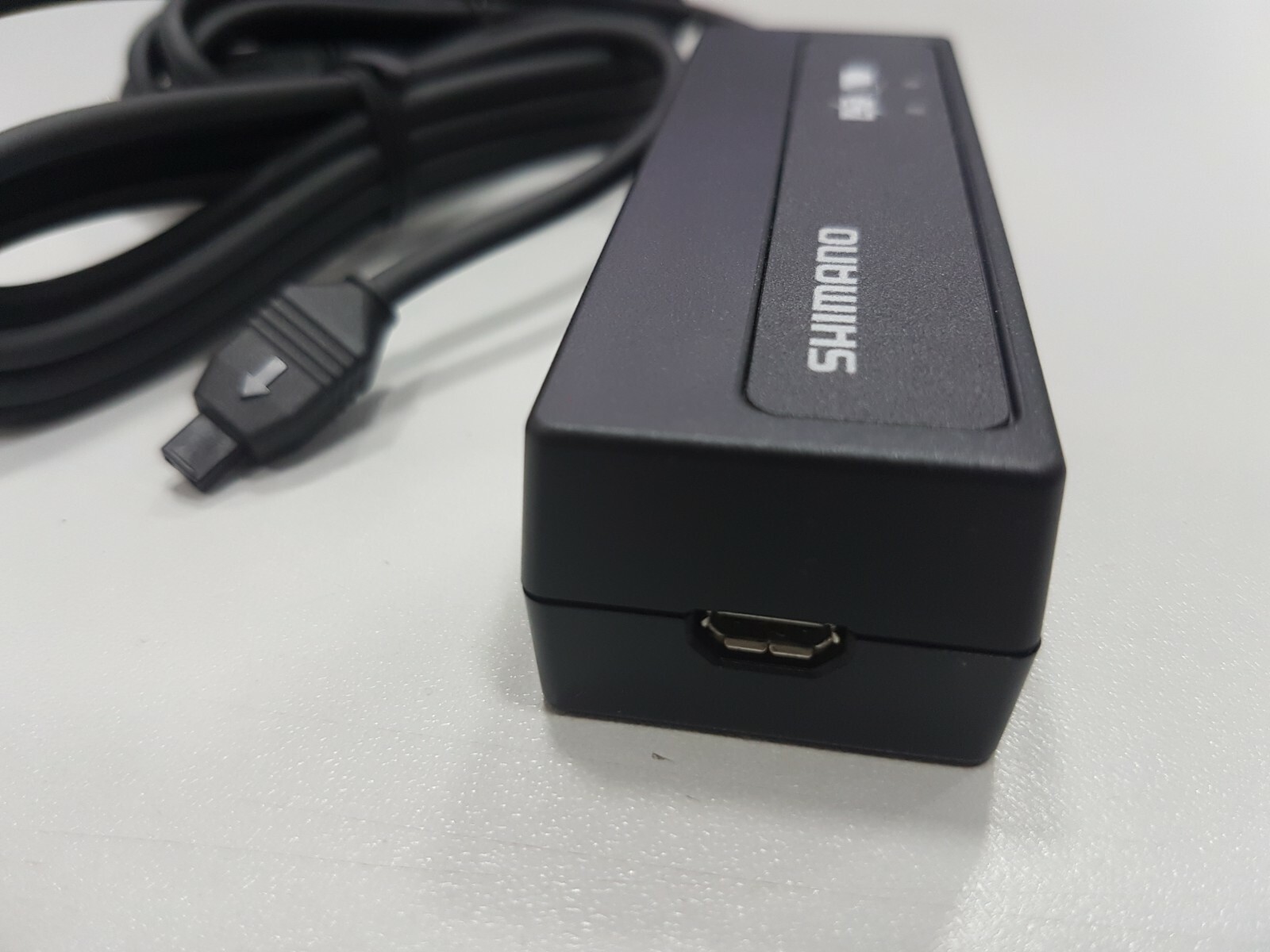 Shimano Di2 Cycling Charger (Model: SM-BCR2)-Battery charger for BT ...