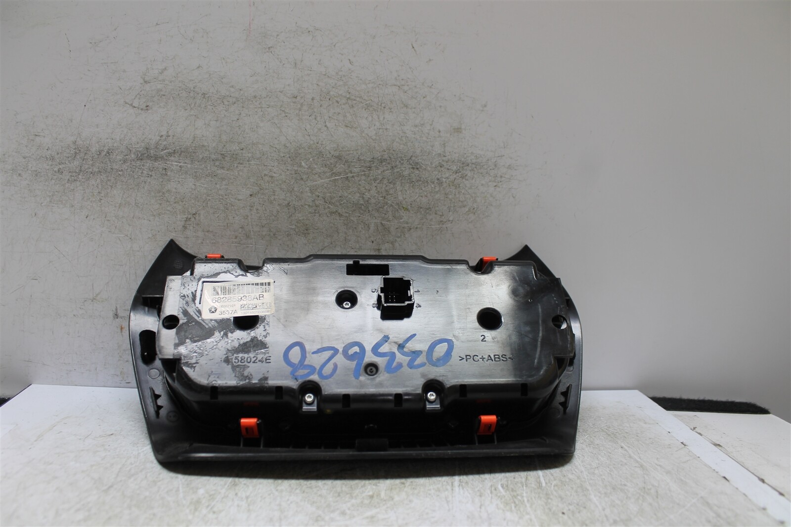 2019-2020 Jeep Cherokee AC Heat Temp. Climate Control 68285938AB OEM ...