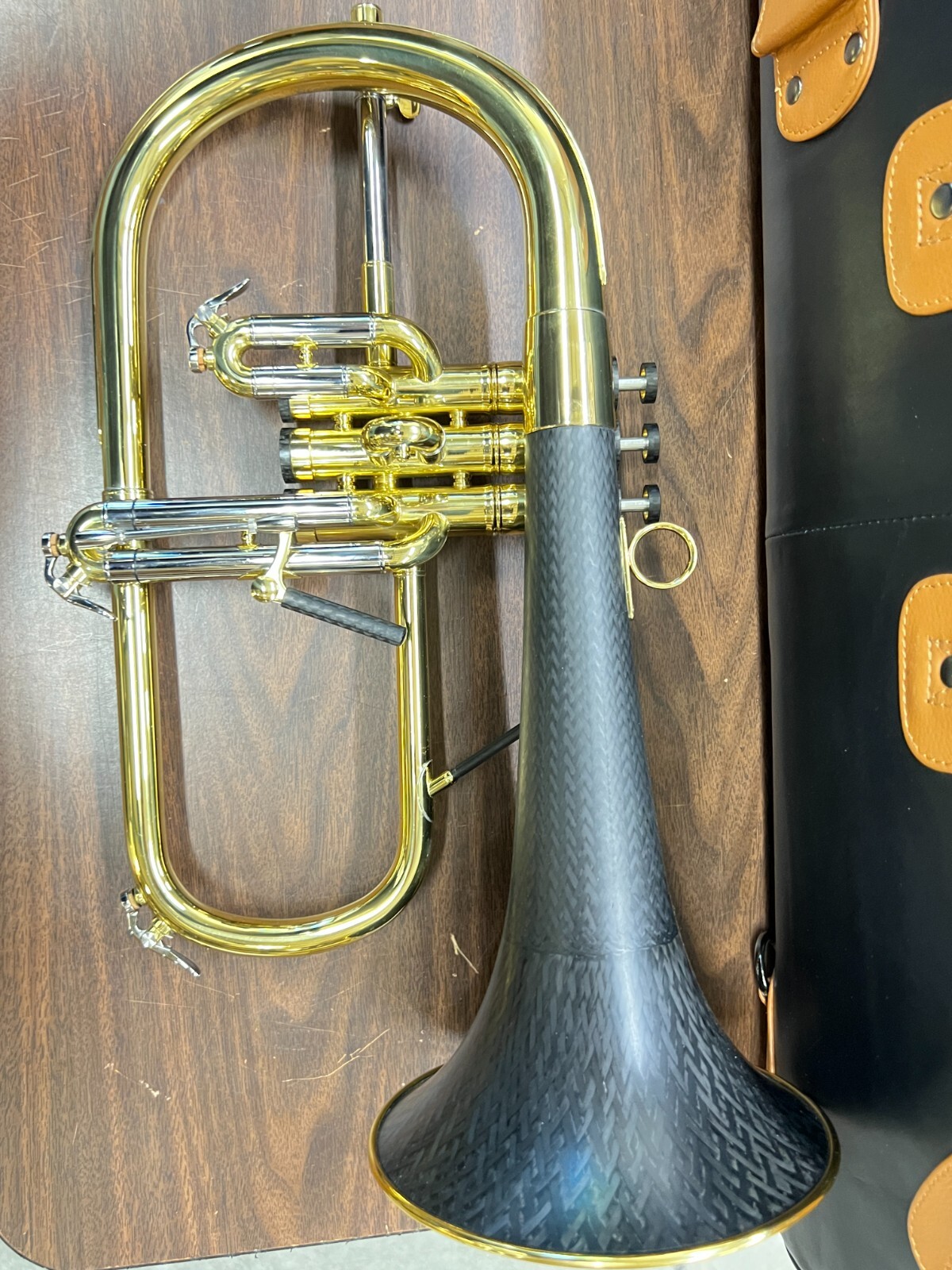 daCarbo Flugelhorn, carbon fiber bell, with leather soft bag | eBay