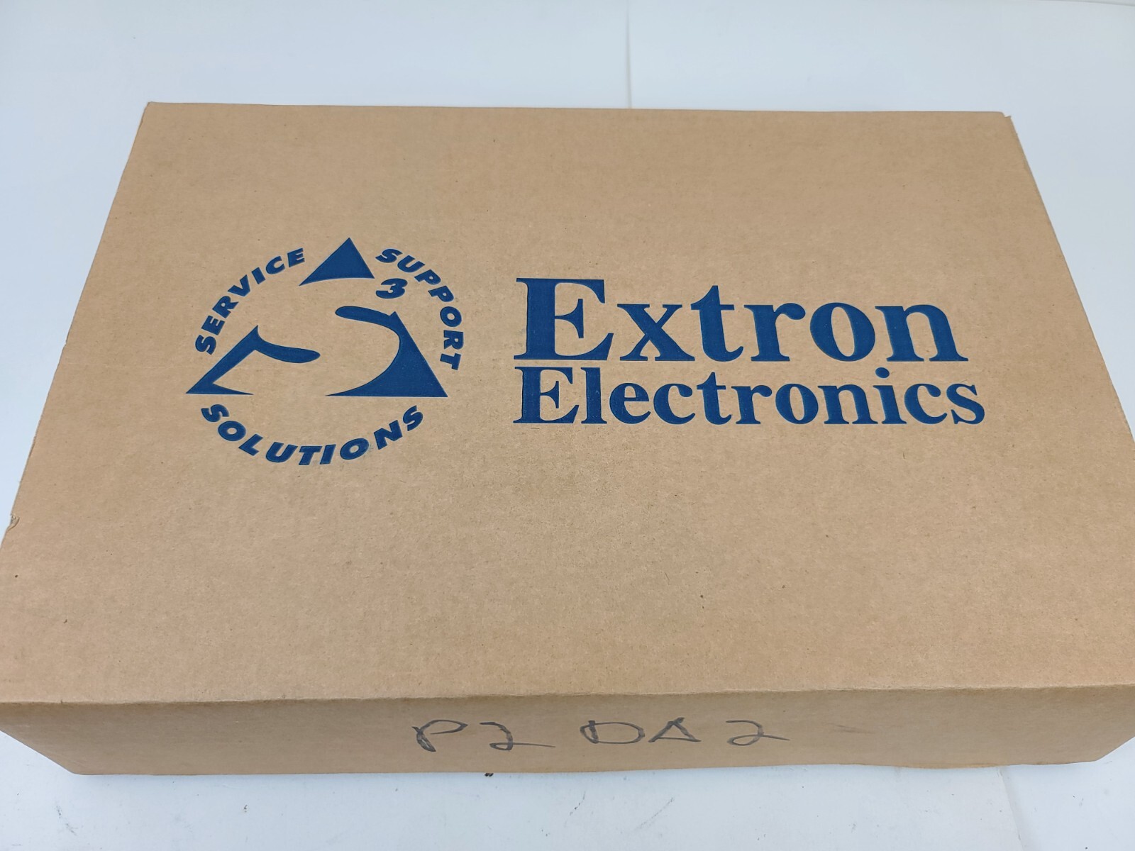 Extron P/2 DA2 PLUS Dual Output VGA Distribution Amplifier Splitter Amp ...