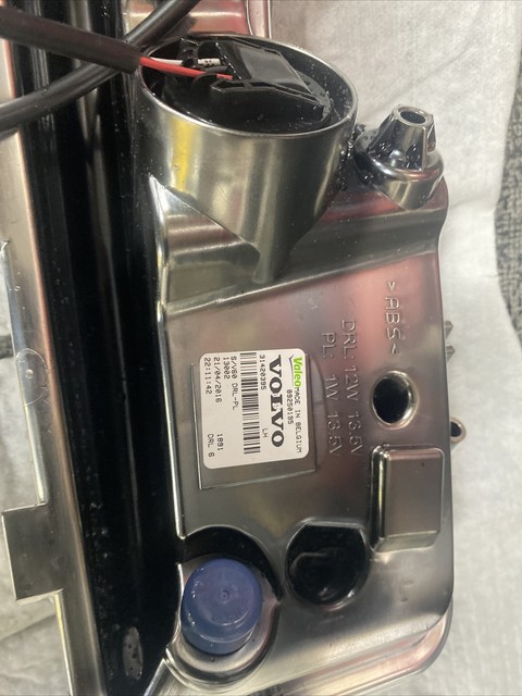 2015 Volvo S60 Left Front Park Light 31420395 for sale online | eBay