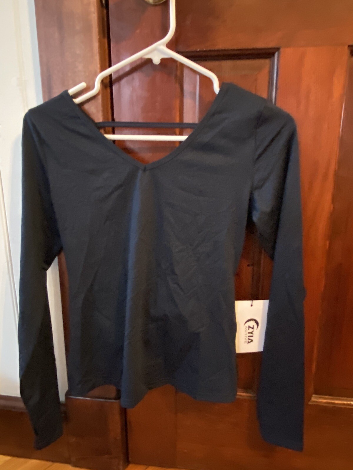 NEW Zyia Active V Back Vibe Shirt Size Small Long Sleeve Navy Blue ...