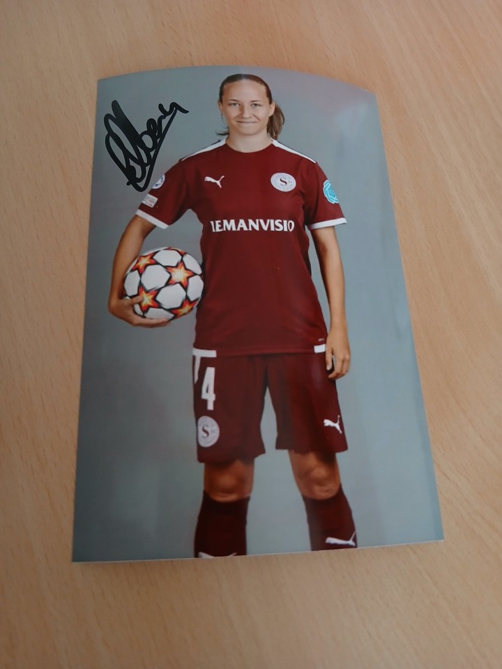 Signiertes Foto Laura Felber Servette Genf Frauen NEU | eBay.de