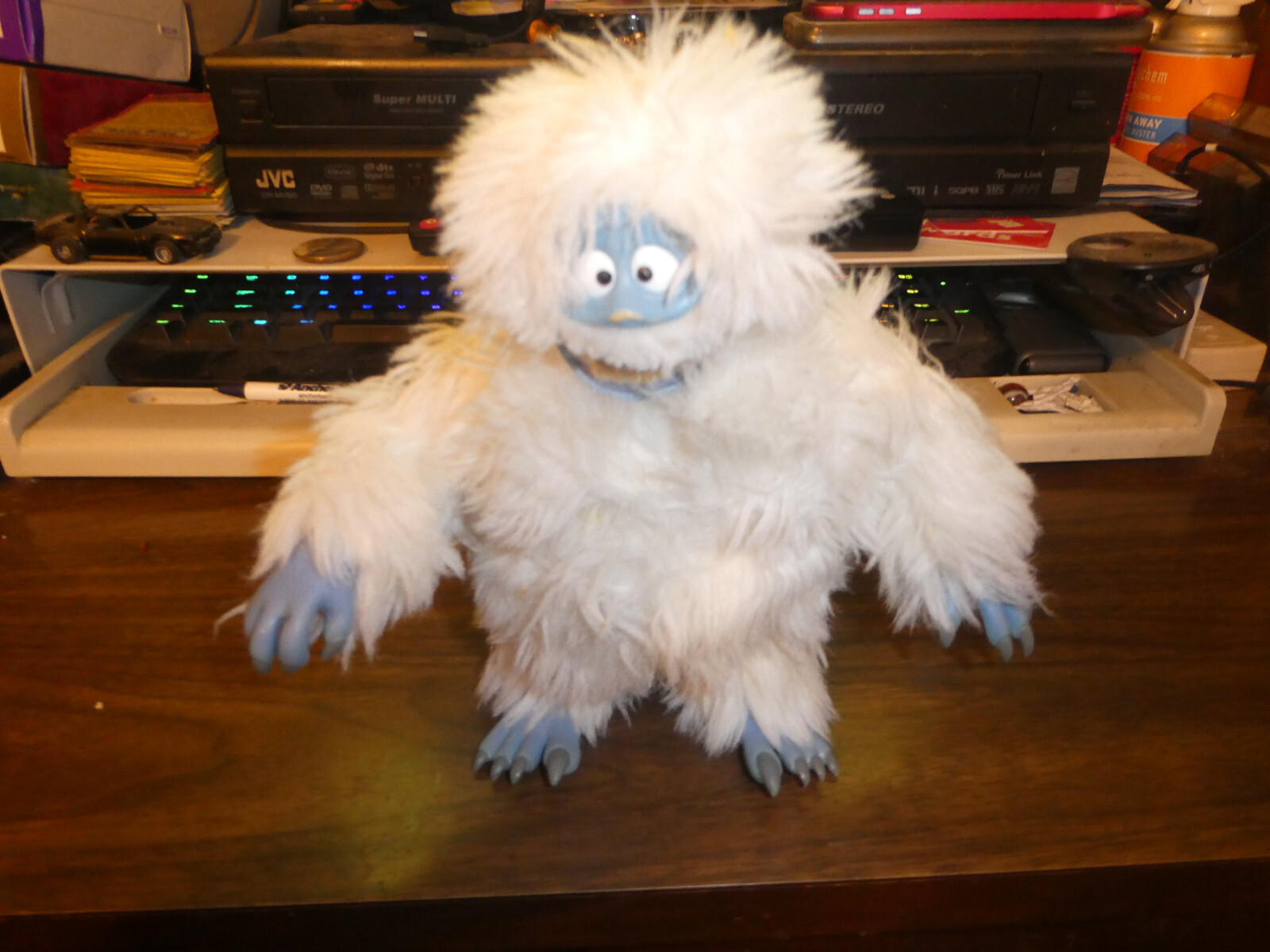 Abominable Snowman Bumble Wallpaper