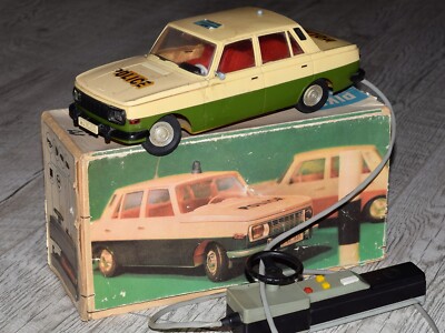 RRR ! VTG OLD WARTBURG 353 TOY CAR MODEL GERMANY PIKO ANKER BATTERY 1: ...