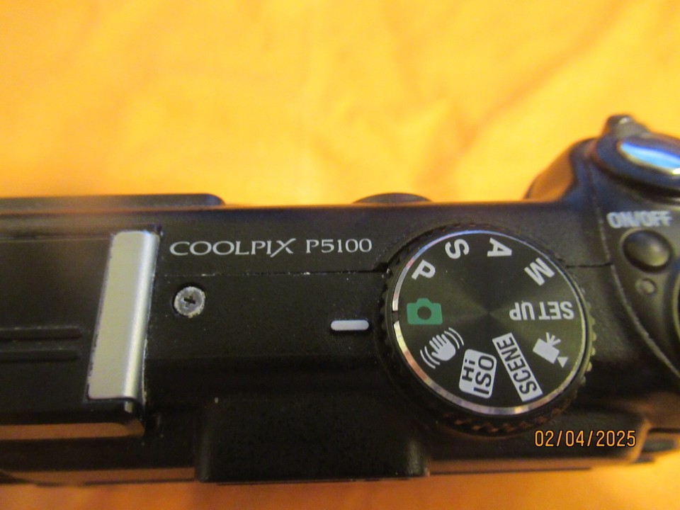3 digital cameras Nikon coolpix P 5100, Fuji Film E510,Lumix Panasonic ...