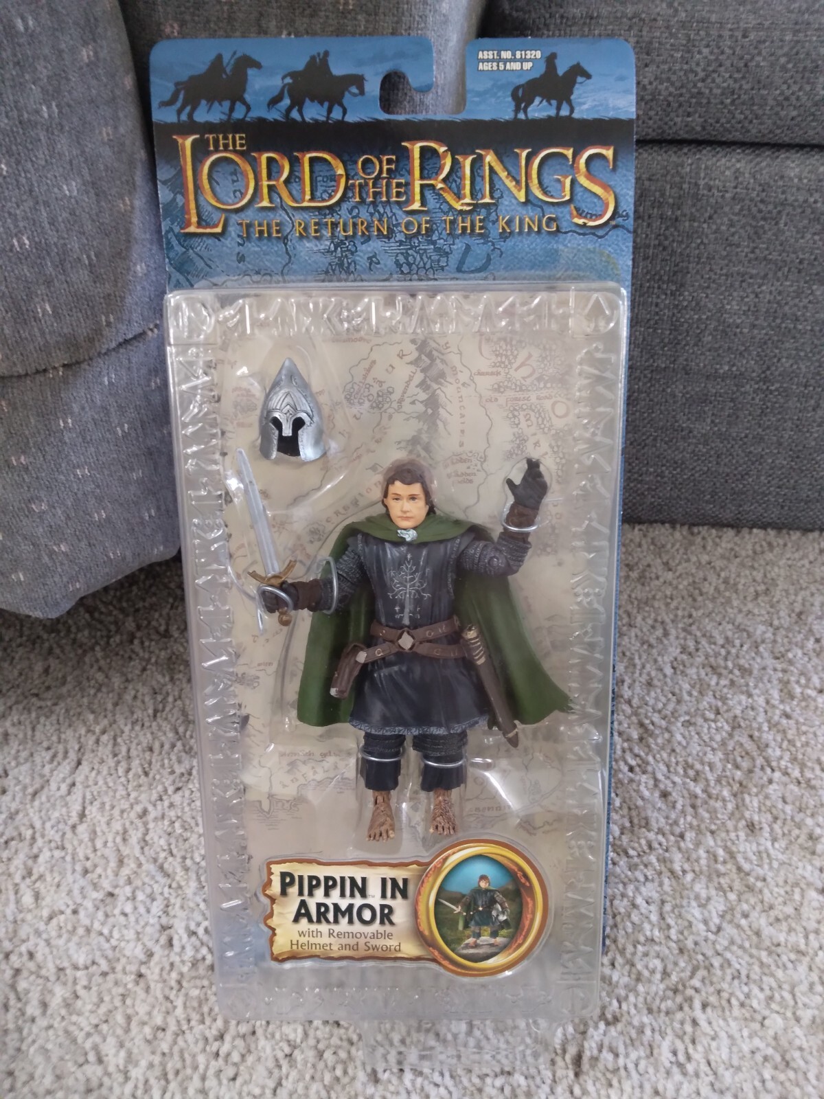 The Lord Of The Rings Return Of The King Pippin In Armor Hobbit Figure ...