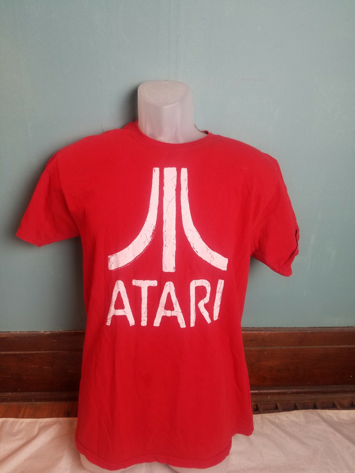 Vintage Atari Classic Logo Red TShirt Men’s Small S F… - Gem