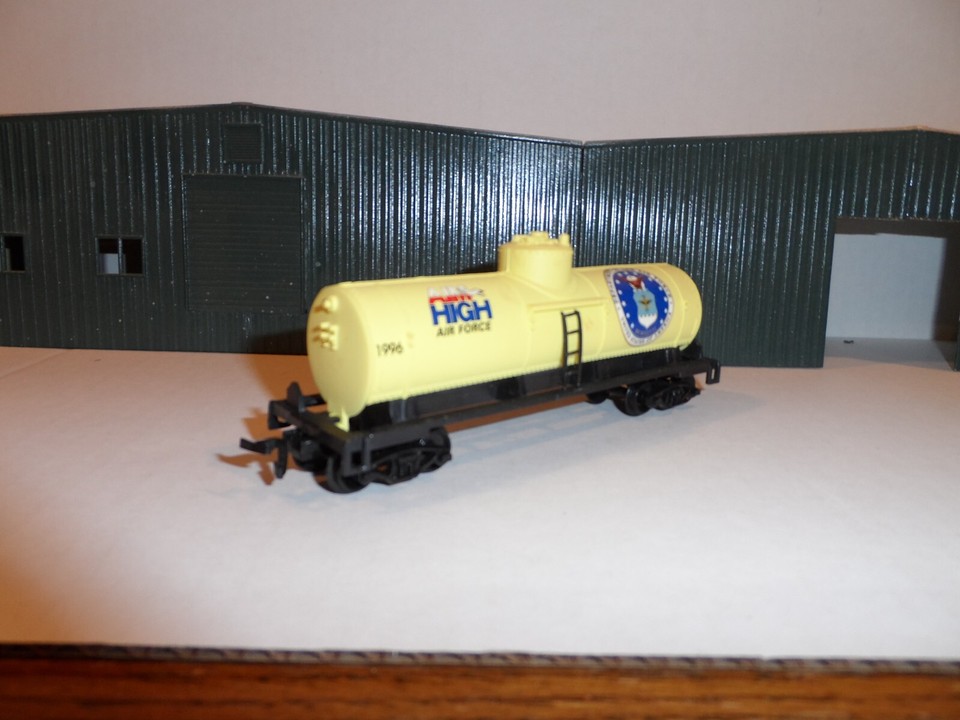 LIFE LIKE HO SCALE TANK CAR U.S. AIR FORCE C-7 | eBay