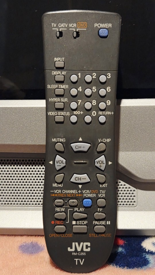 JVC CRT TV 32" AV-32S33 Component Input Curved Screen OEM Remote Retro ...