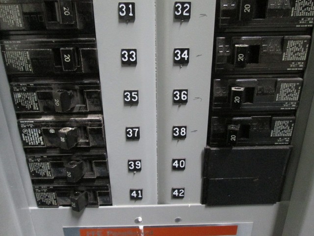 ITE Main Lug Circuit Breaker Panel Cdp-7 225a Max 42-slot 3ph 4w for ...