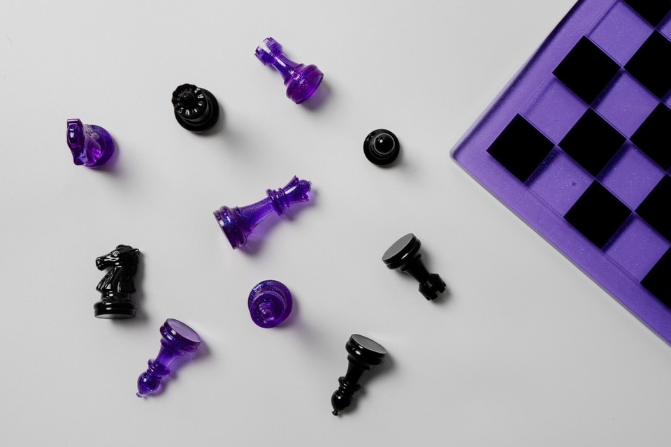 Handmade Chess Set - Resin Chess Pieces - Purple And Black Chess Set ...