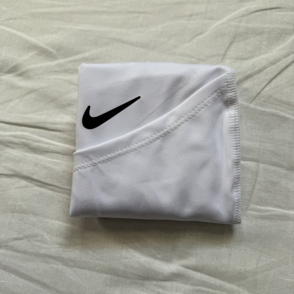 Nike Pro Hyperwarm Hood Balaclava White Ski Mask Nike Shiesty New Ships ...