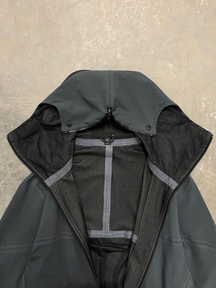 2003 Vintage Puma x Vexed Generation Ninja Jacket Mens Size 2003 Vintage Puma x Vexed Generation Ninja Jacket Mens Size