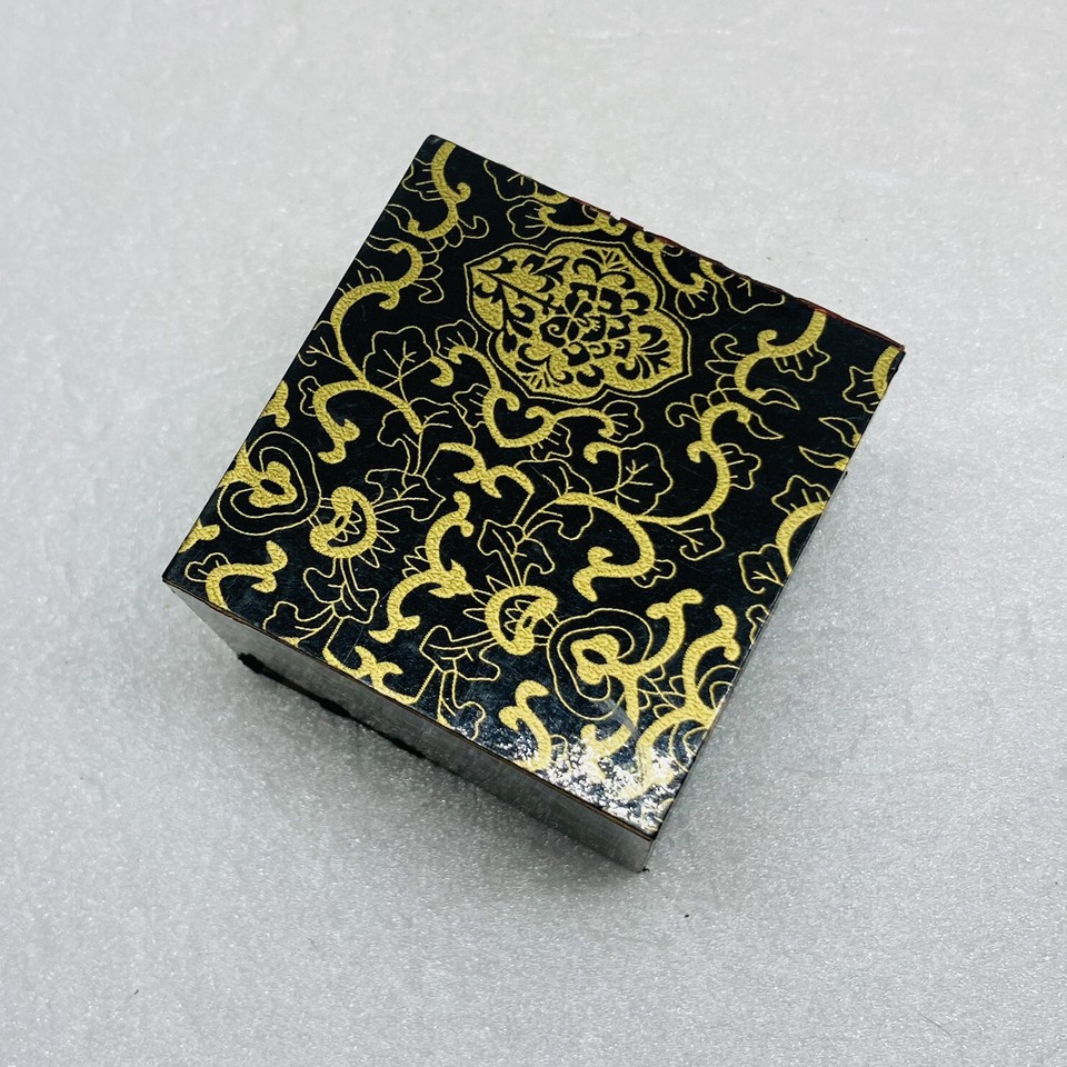 Vintage Wood Box Ring Jewelry Storage Case Diamond Art Logo Design 31 ...