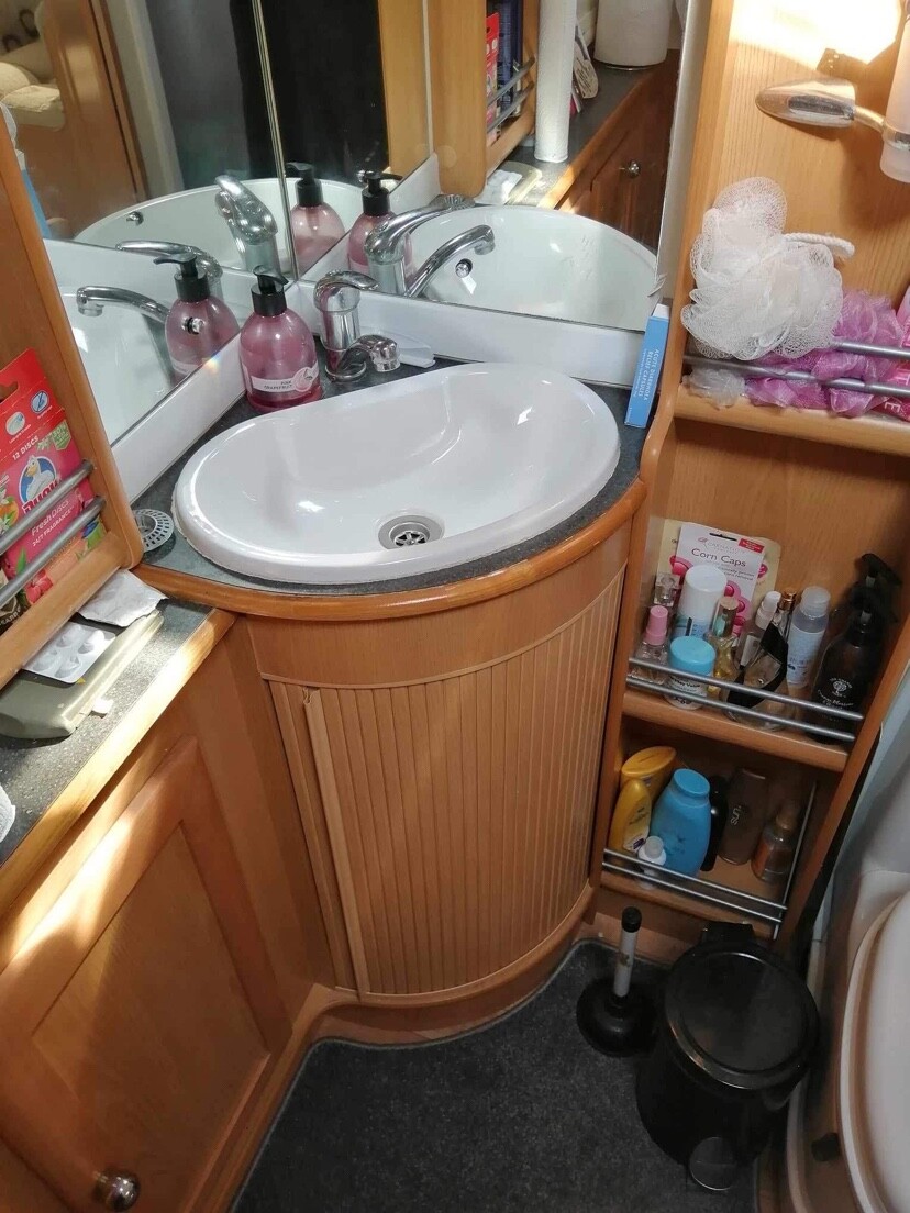 2009 Compass Omega 524 4 Berth Caravan | eBay UK