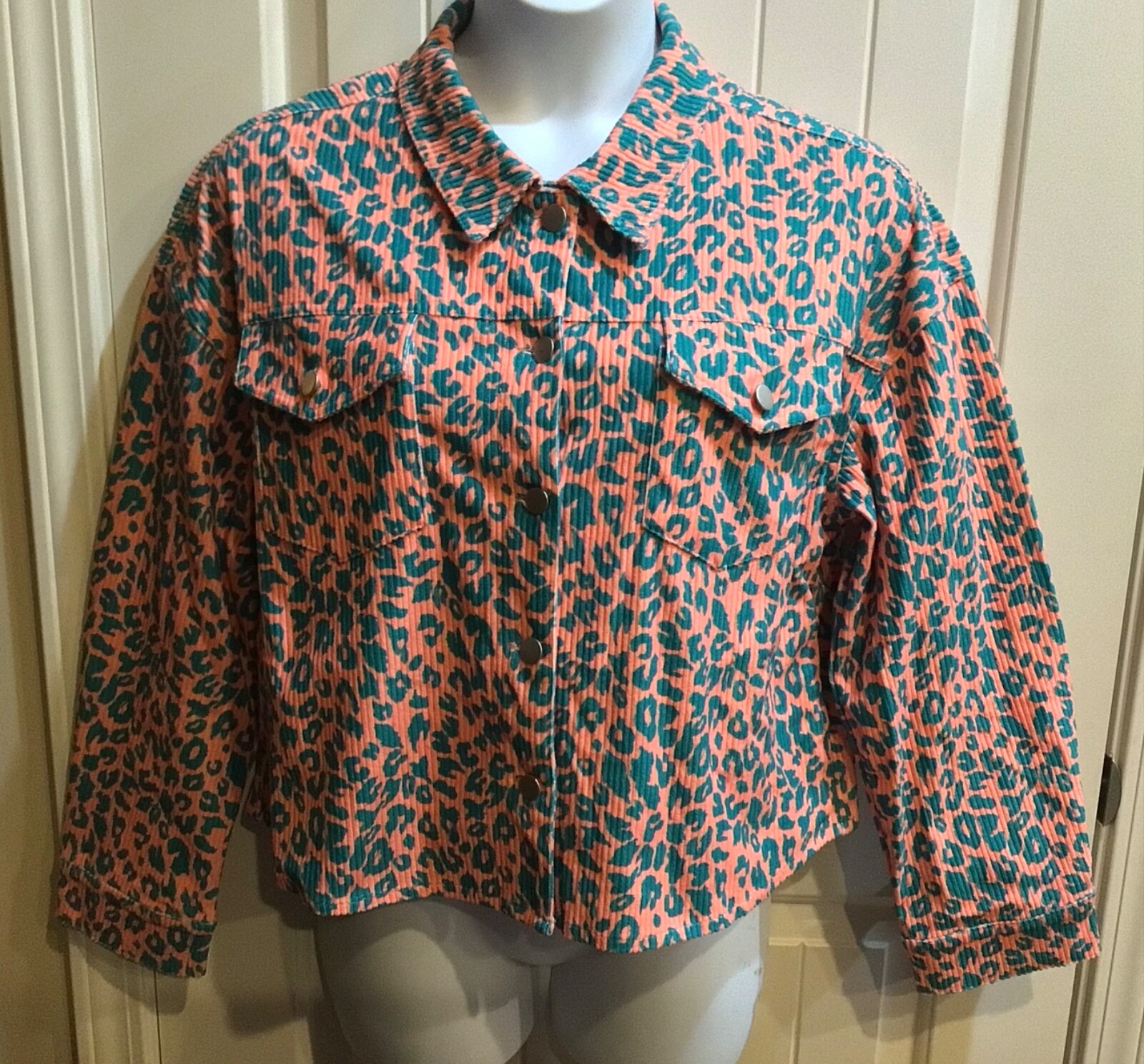 Emily Wonder Women's Peach & Green Corduroy Animal Print Cropped Jacket ...