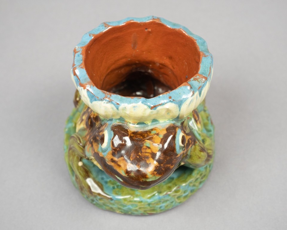 1900 CH Brannam Barum Barnstaple Devon Pottery Frog Posy Holder | eBay UK