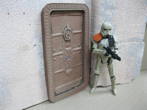 Star Wars Award Winning Custom Cast Space Port Door Diorama Parts Free ...