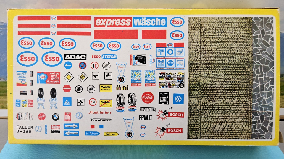 Vintage Faller HO (1:87) Scale Model Kit - Esso Gas Station w/ Car Wash ...