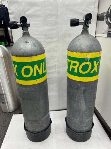 Used / Pair of 120 CF Pressed Steel Tanks w 300 BAR DIN Valves for ...