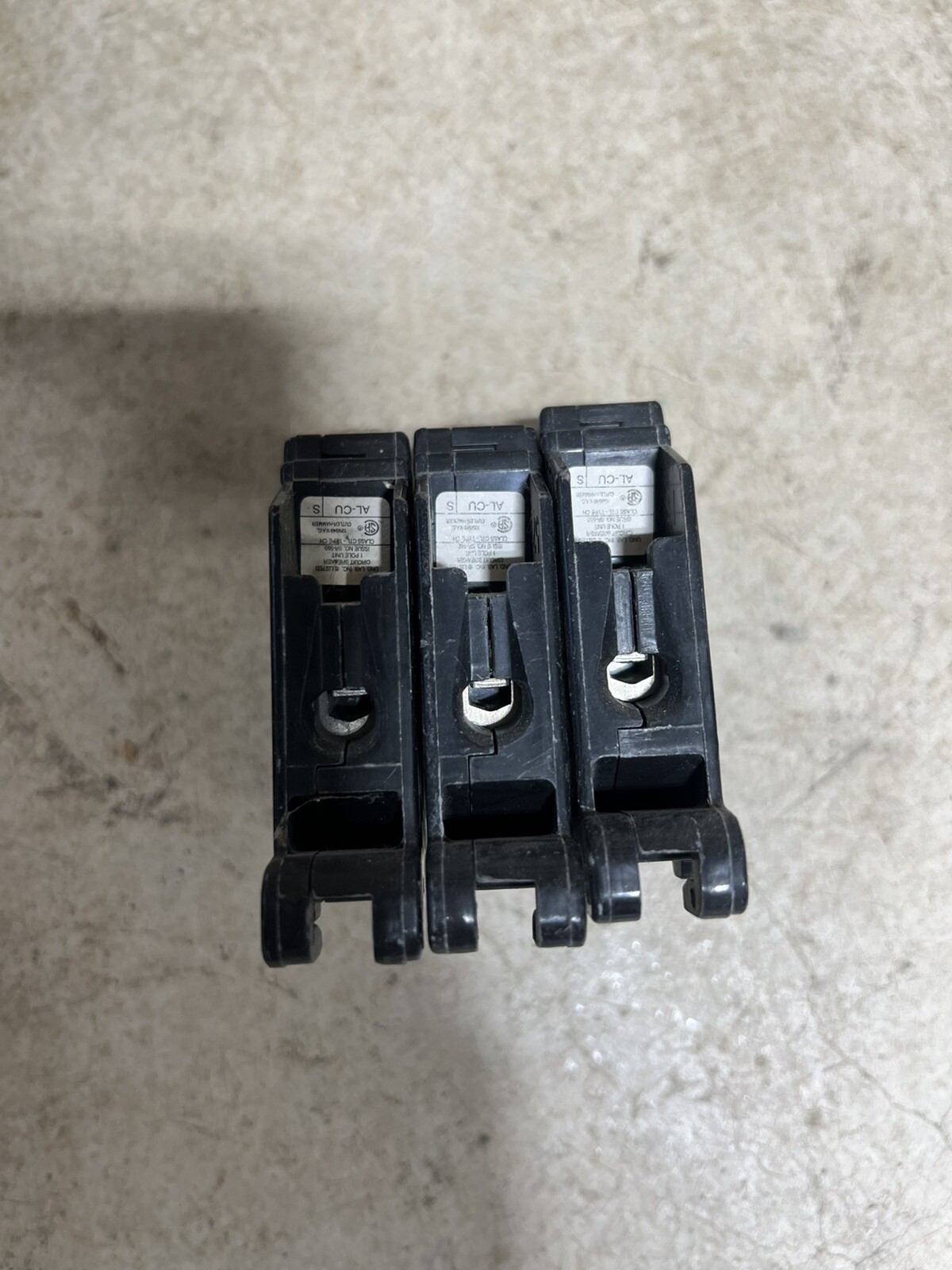3X Cutler Hammer CH CHB120 SWD 1 Pole 20 Amp Plug In Circuit Breaker 1P ...