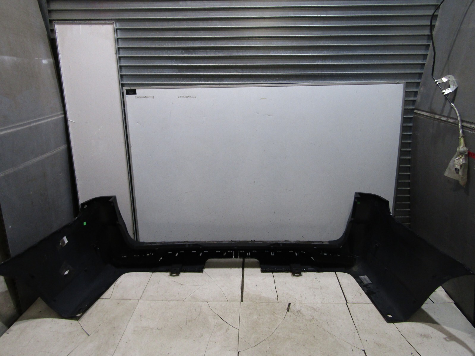 GENUINE MERCEDES VITO W447 AMG REAR BUMPER PDC A4478853200 A4478854500 ...