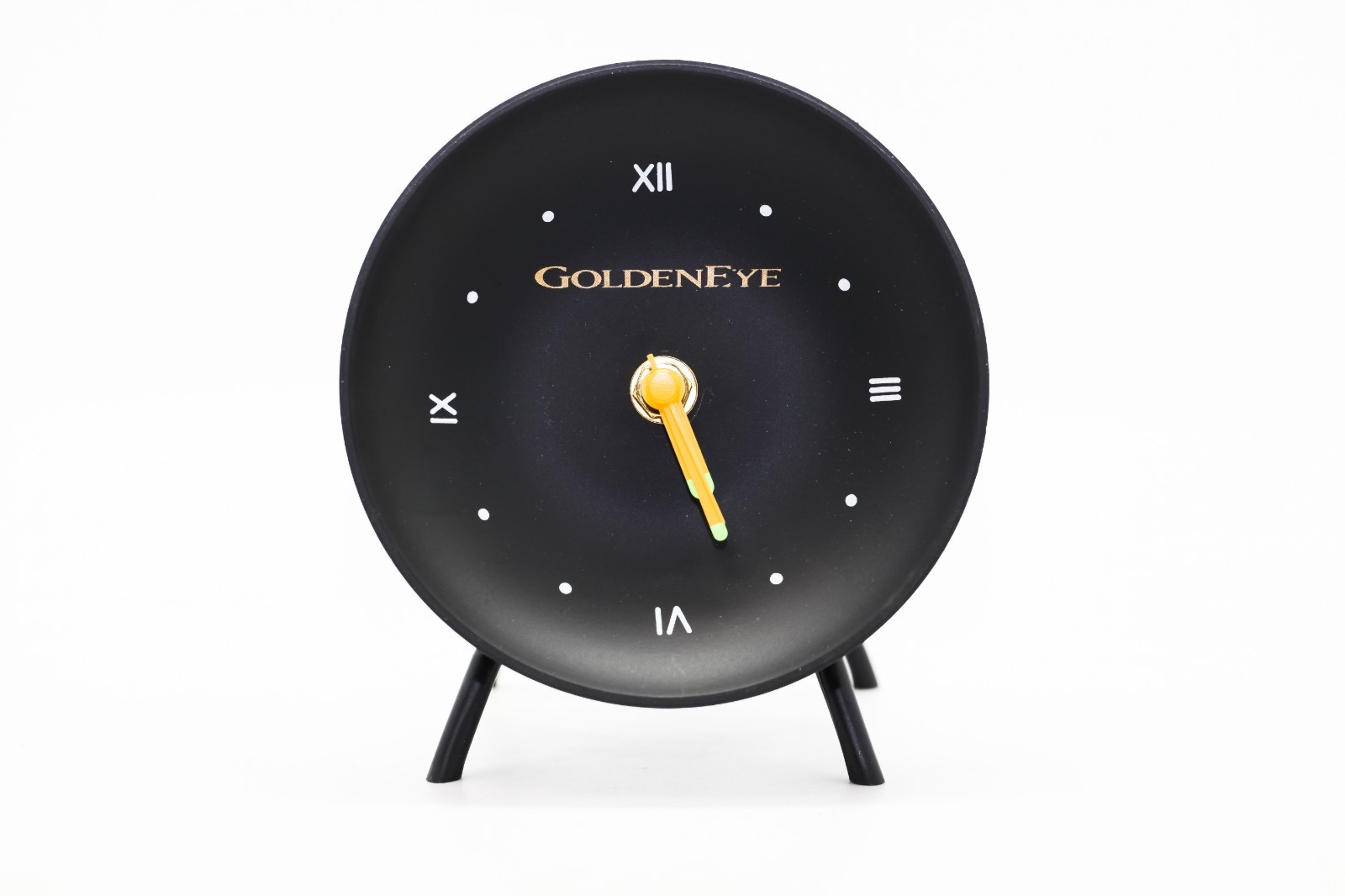 Time Satellite Junior Desk Clock James Bond GoldenEye Theme Radar ...