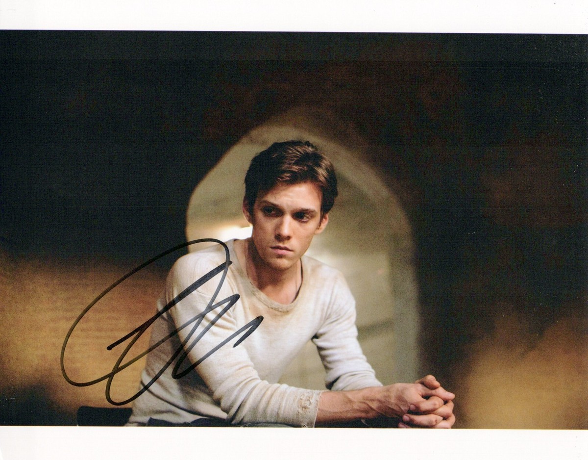 Jake Abel The Host Wallpaper Jake Abel Pictures And Photos | Fandango