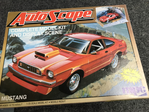 MPC Autoscape Mustang II 1/25 Model with diorama base and background ...