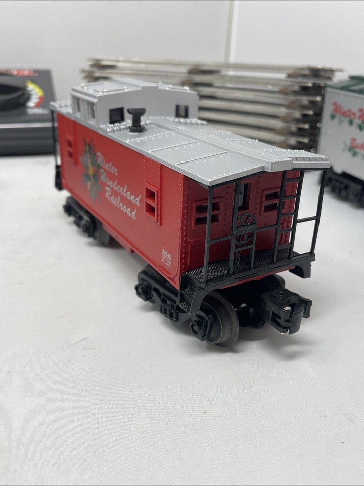 Lionel Winter Wonderland Railroad Ready-to-Run Train Set Puffing Smoke ...