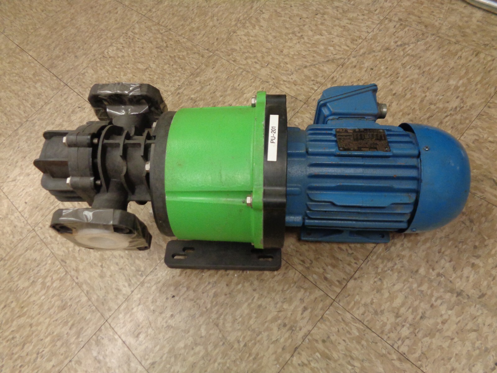 pulsafeeder eclipse gear pump E75FLVR-X 2hp chemical processing fluid ...