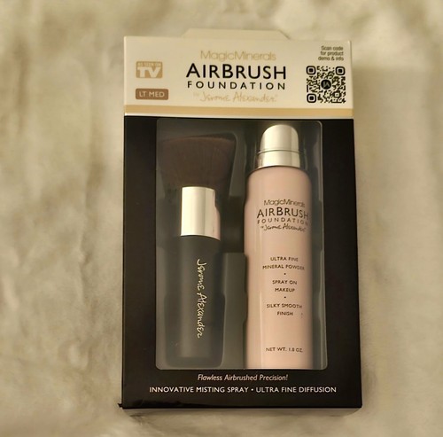 Jerome Alexander Magic Minerals AirBrush Foundation Lt Med Shade Brush ...