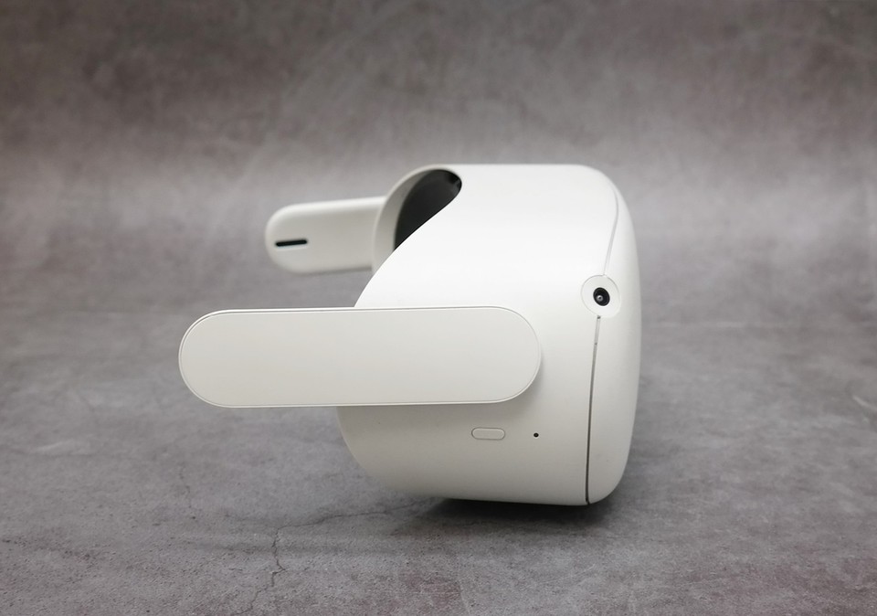 Meta Quest 2 128GB Advanced All-In-One VR Headset DAMAGED 815820022688 ...